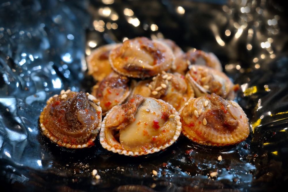 Cockles with Chilli and Garlic - Frozen Fish Direct