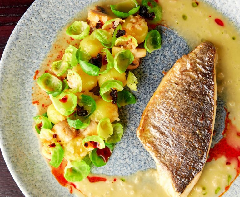 Seabass Fillets (wild) 300/350gram x2 - Frozen Fish Direct